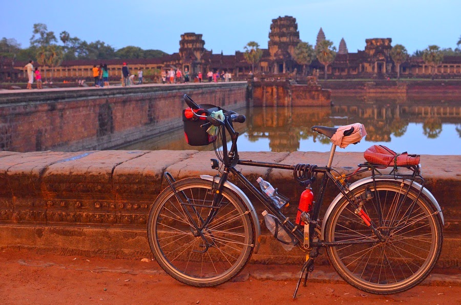 Cycling Angkor Temples - Intermediate | ALO Travel Asia