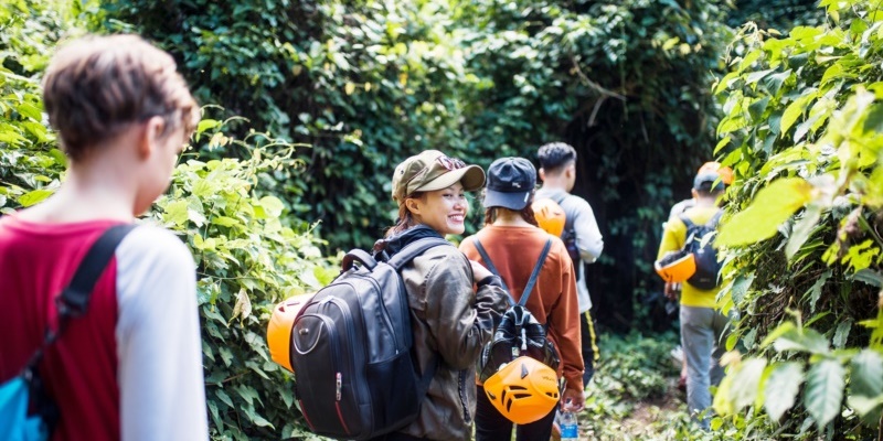 Adventure Tour: HANG VOM CAVE ONE DAY CHALLENGE | ALO Travel Asia