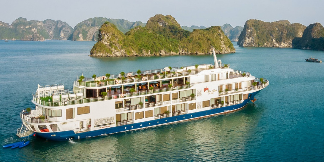 6 Essential Experiences In Lan Ha Bay On Mon Chéri Cruise
